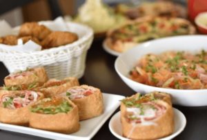 3 Must-tries on Fushimi Inari Temple & Inari Sushi Roll